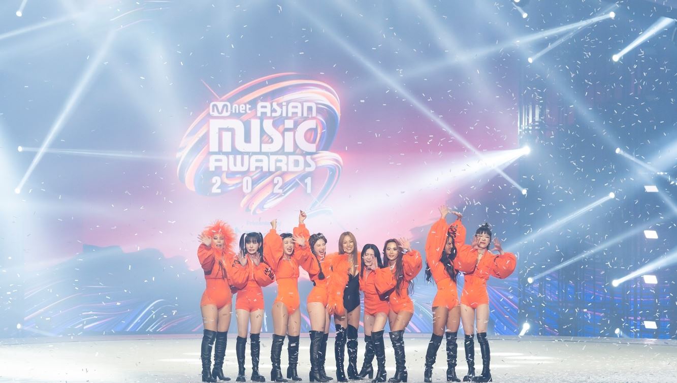 Mnet 독창적 연출력+최첨단 기술이 완성시킨 최고 무대 전세계 200여개 지역 뜨겁게 달궜다! – CJ 뉴스룸