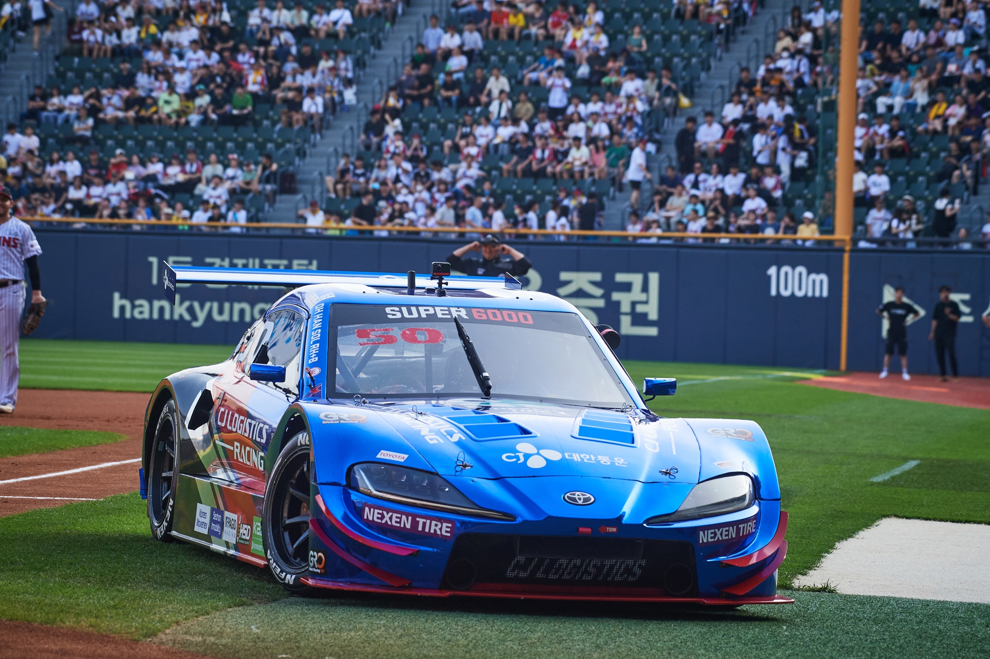 [CJ대한통운] 슈퍼 6000 클래스에 참가 중인 CJ로지스틱스 레이싱팀 오한솔의 차량 – CJ미디어라이브러리