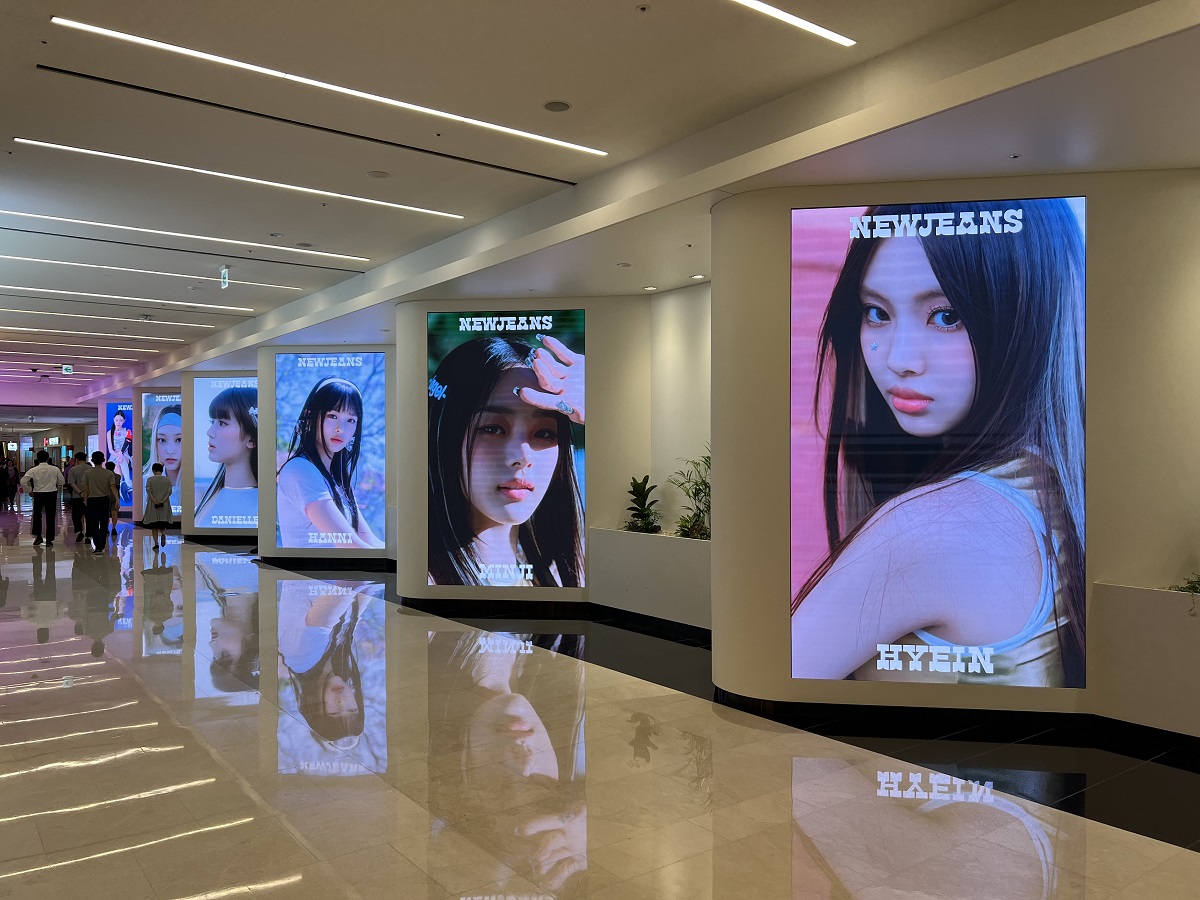 [CJ CGV] S-LIVE에서 뉴진스 콘텐츠가 송출되고 있다_01 – CJ미디어라이브러리