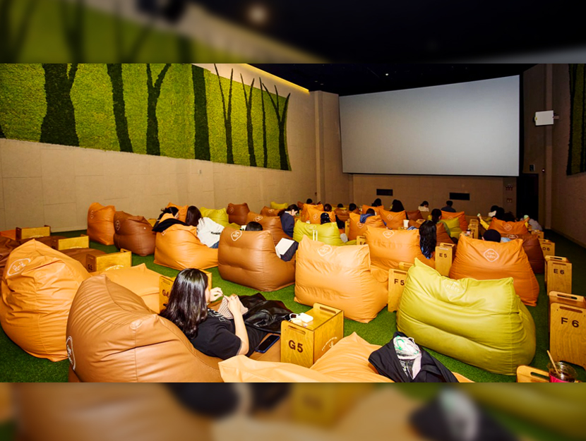 뜨개질 좋아한다면, 영화관은 어떠세요? – CJ 뉴스룸